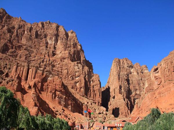 Tianshan Grand Canyon, Kucha, Xinjiang