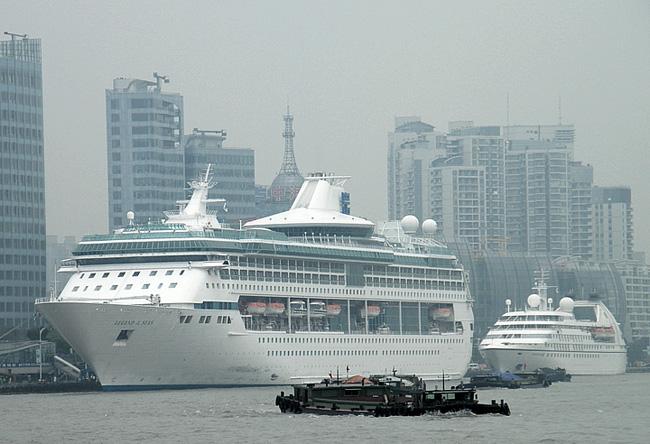 Huangpu River Cruise Shanghai: Infomations, Price, Tour