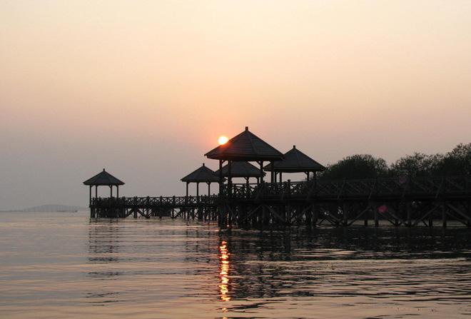 Tai Hu Lake Wuxi, Scenery of Taihu Lake in China's Jiangsu
