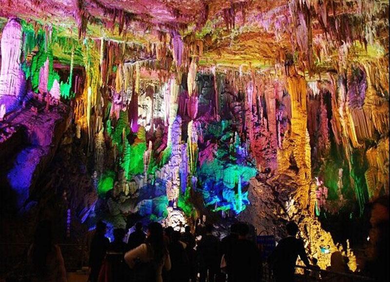 Yongfu Cave & Heaven Cave Yongfu, Yongfu Attraction