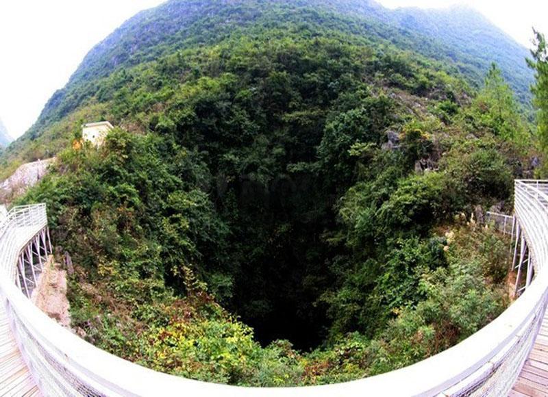 Yongfu Cave & Heaven Cave Yongfu, Yongfu Attraction