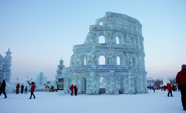 Harbin Great Snow and Ice World Photo, Harbin Great Snow and Ice World ...