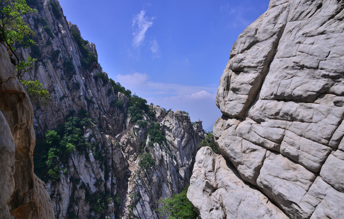 Song Mountain, Zhengzhou Mt.Songshan Guide, Henan